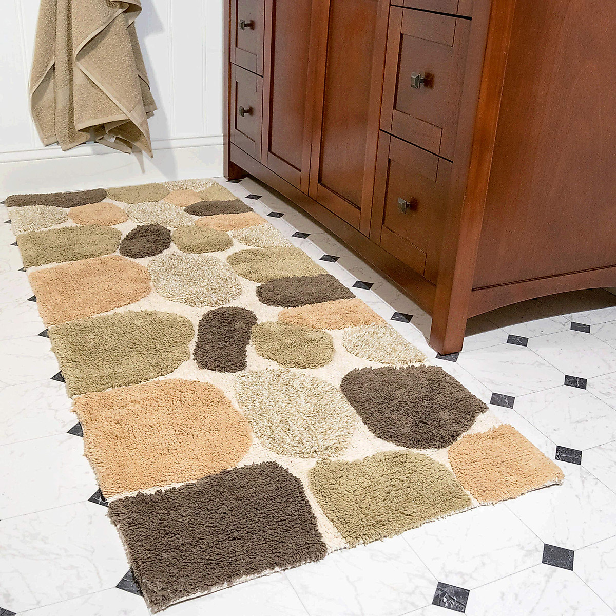 Chesapeake Merchandising Khaki Chesapeake Pebbles Bath Rug Runner (24" x 60")