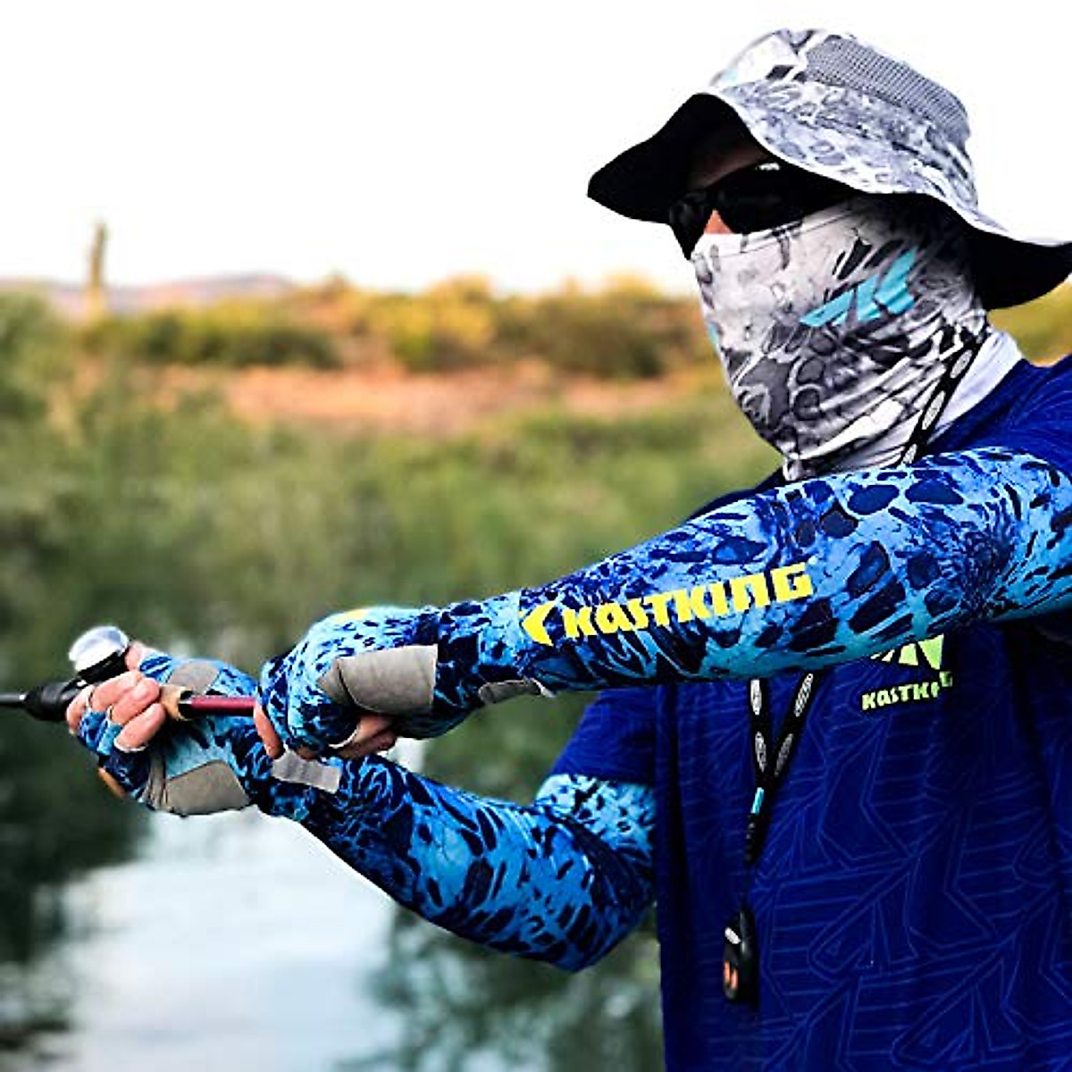 KastKing Sol Armis UPF 50 Boonie Hat - Sun Protection Hat, Fishing Hat - Breathable Fabric - Comfortable - Prym1 Camo,Silver Mist