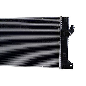 AutoShack Radiator Replacement for 2007-2008 Ford Expedition 2007-2008 Lincoln Navigator 5.4L V8 4WD RWD RK1222