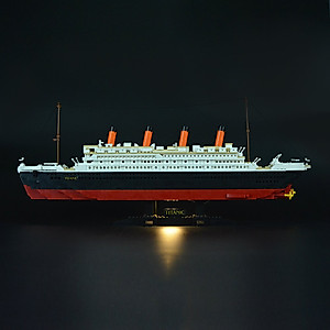 SuSenGo Building Bricks for Titanic 1021 Pieces Block Model Kit
