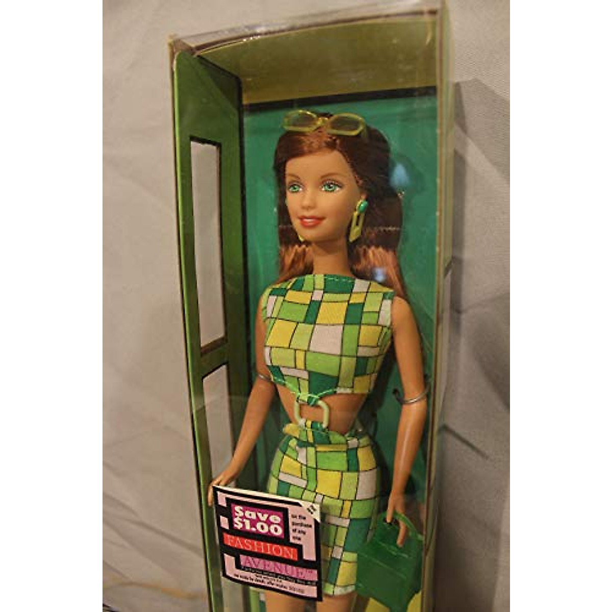 Hip 2 Be Square Barbie Doll w/ Cool Accessories!