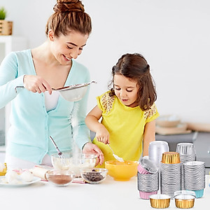 Thenshop 200 Pcs Mini Aluminum Pans with Lids, 5 oz Foil Cupcake Liners Disposable Creme Brulee Ramekins Dessert Custard Cup Cake Pie Pans Container Cheesecake Muffin Tins for Wedding Birthday Party