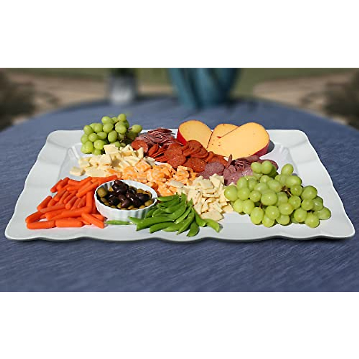 Extreme Consumer Products 22" Rectangular Melamine Scalloped Serving Platter │Outdoor Dining and Patio Parties │Shatterproof and Dishwasher Safe - White