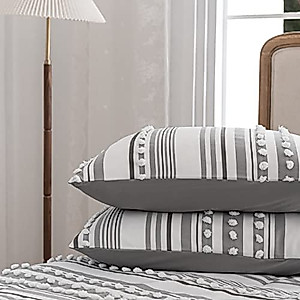 SLEEPBELLA Boho King Size Comforter Set, Grey and White Tufted Ball Pom Striped Design, Fluffy King Bed Comforter for All Seasons, Farmhouse Bedding 3pcs （1 Comforter with 2 Pillowcases）