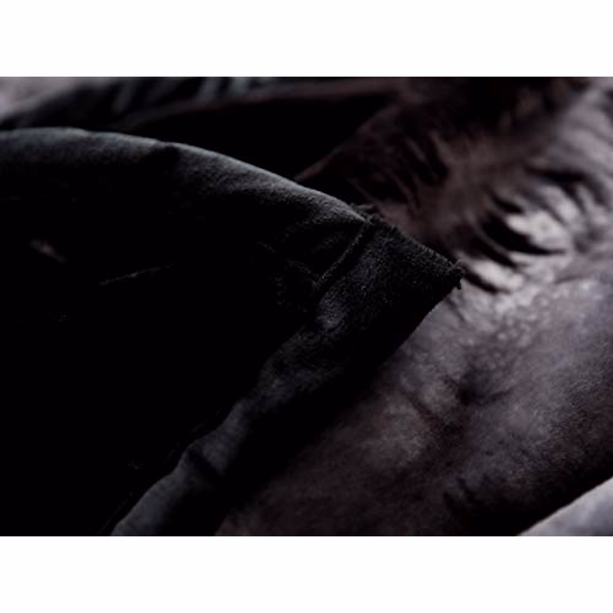 Hiyoko Wolf Throw Animal Blanket Queen Faux Fur Blanket 75" W x 90" H Ultra Plush Korean Comfy, Safari Mink, Warm