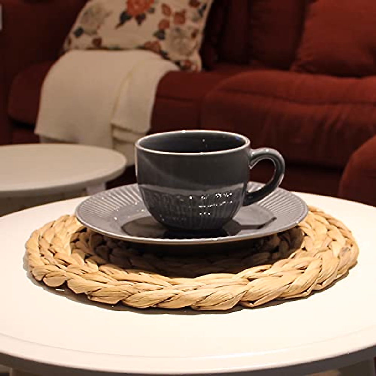 Casaphoria 4 Pack 11.8 inch Natural Hand-Woven Water Hyacinth Placemats,Large Round Braided Rattan Tablemats for Dining Table,Heat Resistant Non-Slip Weave Placemats Handmade