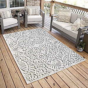 My Texas House by Orian Bluebonnets Area Rug, 7'9" x 10'10", Natural Driftwood