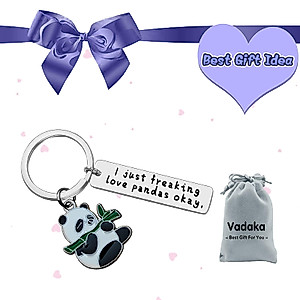 Vadaka Funny Panda Charm Keychain Panda Lovers Jewelry Gifts Animal Lovers Gift Panda Keyring for Friends Girls Christmas Graduation Birthday Gift for Panda Lovers