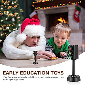 Kisangel Traffic Light 3pcs Simulation Traffic Traffic Toy Signs Kids Street Signs Playset Light Construction Themed Party Decorations Kids Light Table