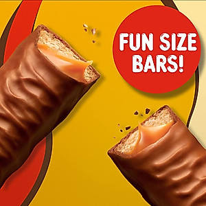 TWIX Fun Size Milk Chocolate Caramel St Patricks Day Candy Bars, 18.28 Oz Jumbo Bulk Candy Bag