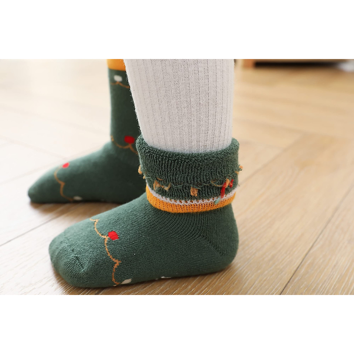 J Poqobog Baby Toddler Kids Unisex Warm Thick Cotton Socks Set 6-Pack Non Slip/Anti Skid Boys Girls (Christmas, 1-3years)