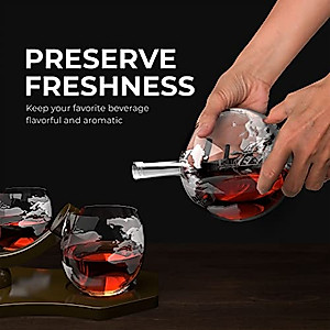 Chef's Star Whiskey Decanter Set for Men- Etched Globe Decanter Set with 2 Etched Globe Glasses, for Whiskey, Bourbon, 2 Globe Etched Glasses and Whiskey Stones, Liquor Gift Set, 850ml (28 oz)