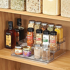 iDesign Twillo Plastic Stadium Spice Rack, 3-Tier Organizer for Kitchen Pantry, Cabinet, Countertops, Vanity, Office, Craft Room, 9.2" x 10" x 4", Metallico and Clear