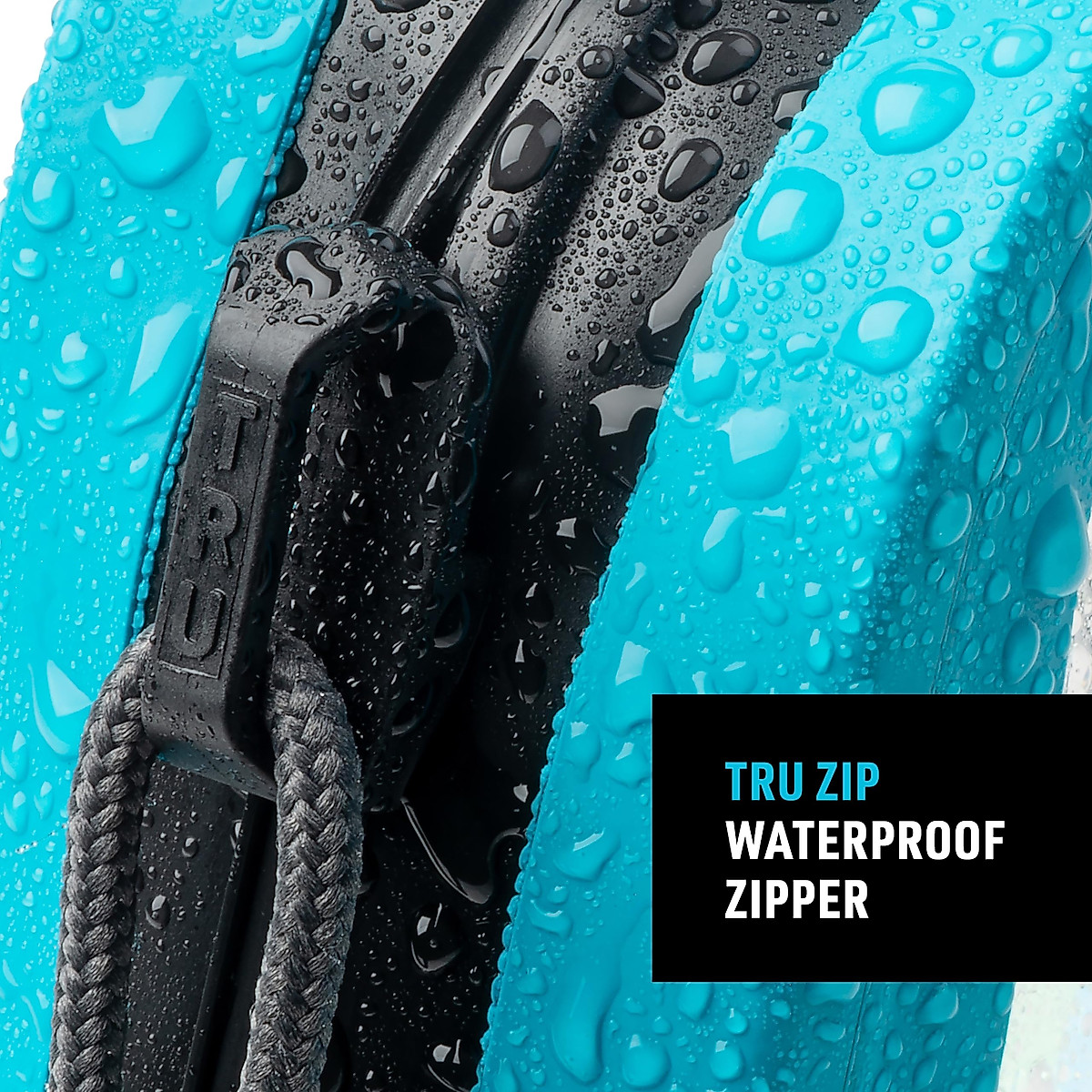 Nite Ize RunOff Waterproof Hip Pack - Beach & Hiking Essential - Bag for Phone & Travel Essentials - Crossbody Beach Tote & Travel Pouch with IP67 Rating - Blue