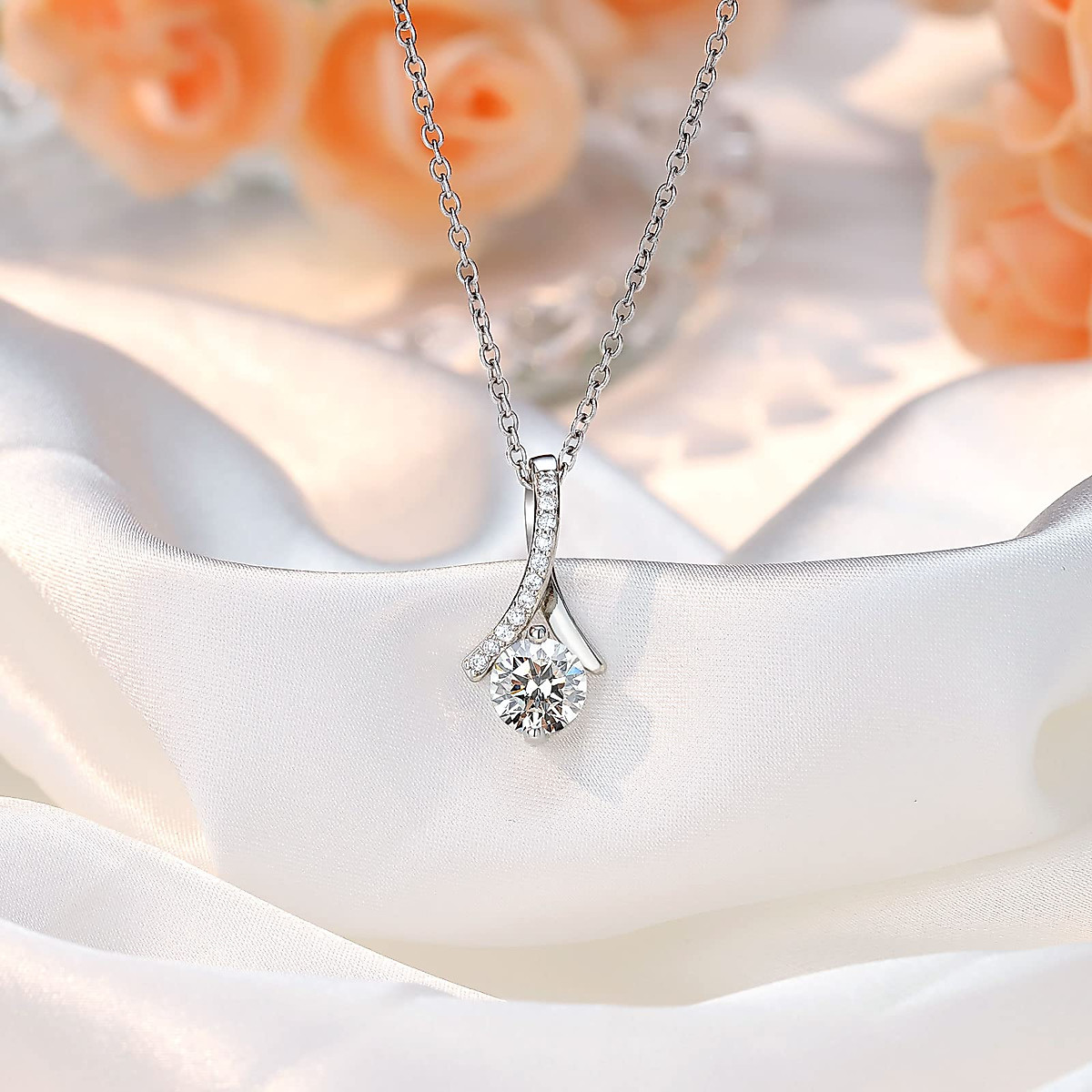 UPROMI Mother of The Bride Gifts from Daughter, Wedding Gifts for Mom Mother of The Bride Jewelry Silver Dainty Necklace for Mom Gifts from Bride