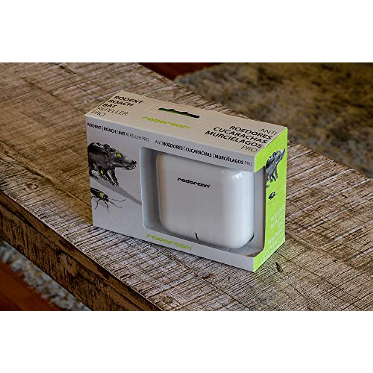 RADARCAN® PRO Ultrasonic Repellent for Bats, Rodents, Squirrels, Roaches – Advanced Pest Repeller System Plug in, Pest Control for Home, Attic, Basement, Garage, Warehouse & Industry. Indoor - Outdoor