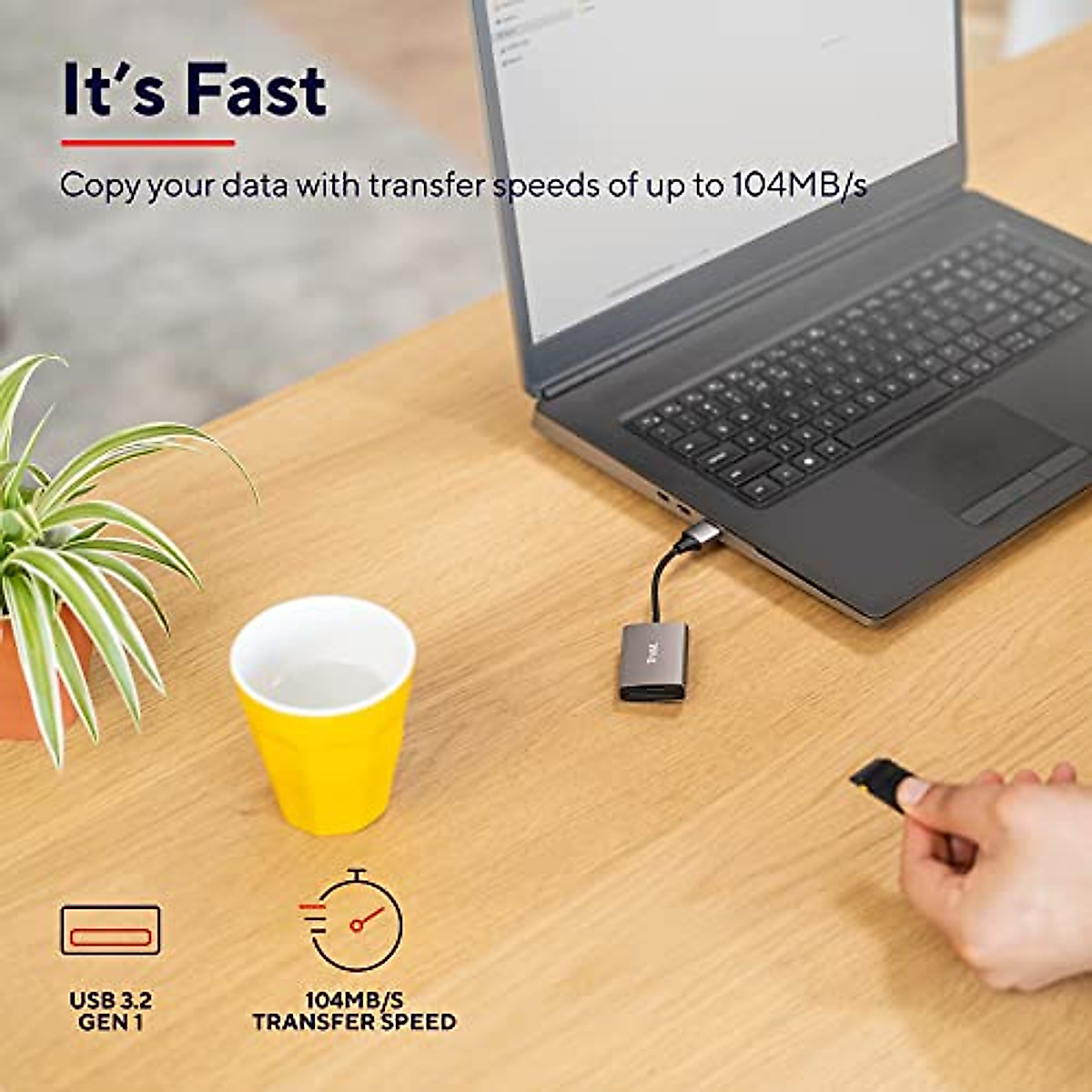 Trust Dalyx Fast USB Cardreader, Fast USB 3.2 Gen 1 with USB-A Connector, 104 MB/s with Compatible UHS-I Cards, (Micro) SD, SDHC and SDXC up to 2 TB, MacBook, PC, Laptop, Chromebook
