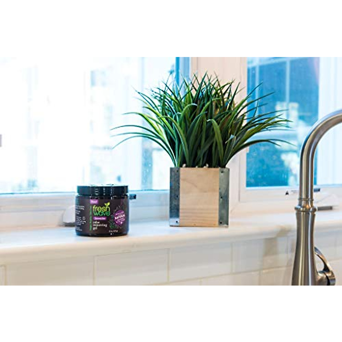 Fresh Wave Lavender Odor Removing Gel, 15 oz. | Odor Absorbers for Home | Safer Odor Relief | Natural Plant-Based Odor Eliminator | Every 15 oz. lasts 30-60 Days | For Cooking, Trash & Pets