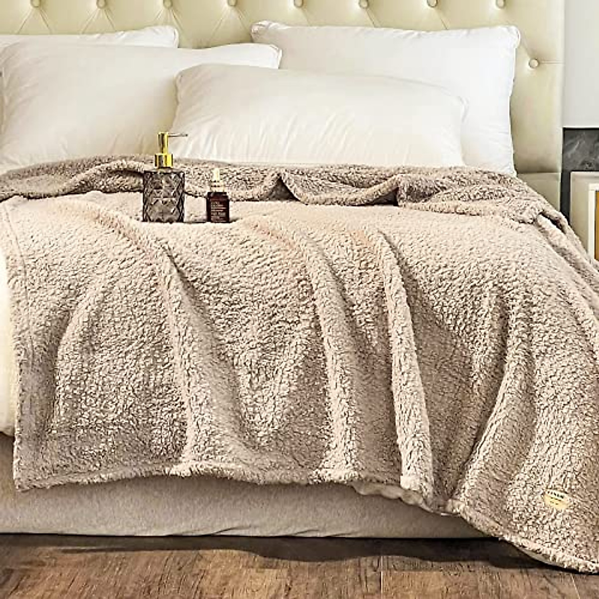 GONAAP Sherpa Fleece Throw Blanket Plush Fluffy Cozy Lightweight Blanket for Bed Sofa Couch Travel(Twin(60"x80"), Taupe)