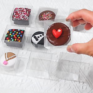 RomanticBaking 100pcs 2.17" × 2.17" × 1.38" Inch Chocolate Covered Mini Cookies Boxes Strawberry Macaron Boxes Clear Bakery Boxes for Gumballs, Pretzel,Browine,Malt Balls,Wedding Favors Party Boxes