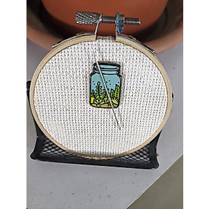 Terrarium Needle Minder