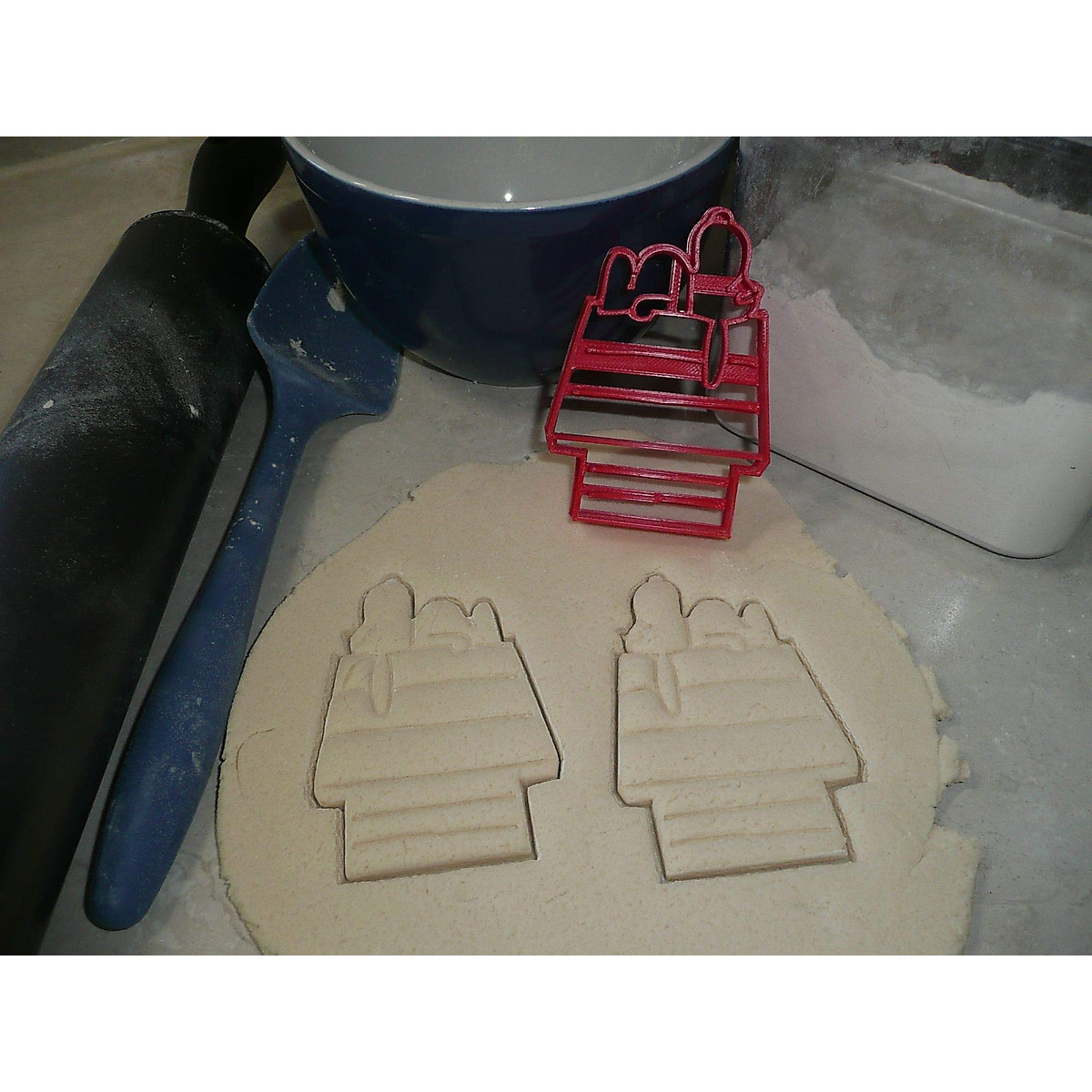 INSPIRED BY SNOOPY ON DOGHOUSE DOG HOUSE DETAILED COOKIE CUTTER MADE IN USA PR3975