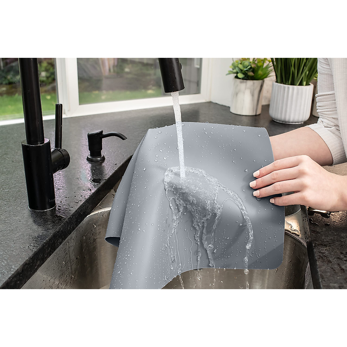 gasaré, Set of 2, Extra Large, Thick, Silicone Mats for Kitchen Counter, Heat Resistant Mats, Countertop Protector, Non-Slip, Easy to Clean, 25 x 17 Inches x 1.4mm, Gray