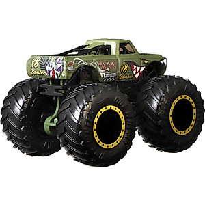 Hot Wheels Monster Trucks 4-Pack, 1:64 Scale Set of 4 Toy Vehicles with Giant Wheels for Kids & Collectors (Styles May Vary)