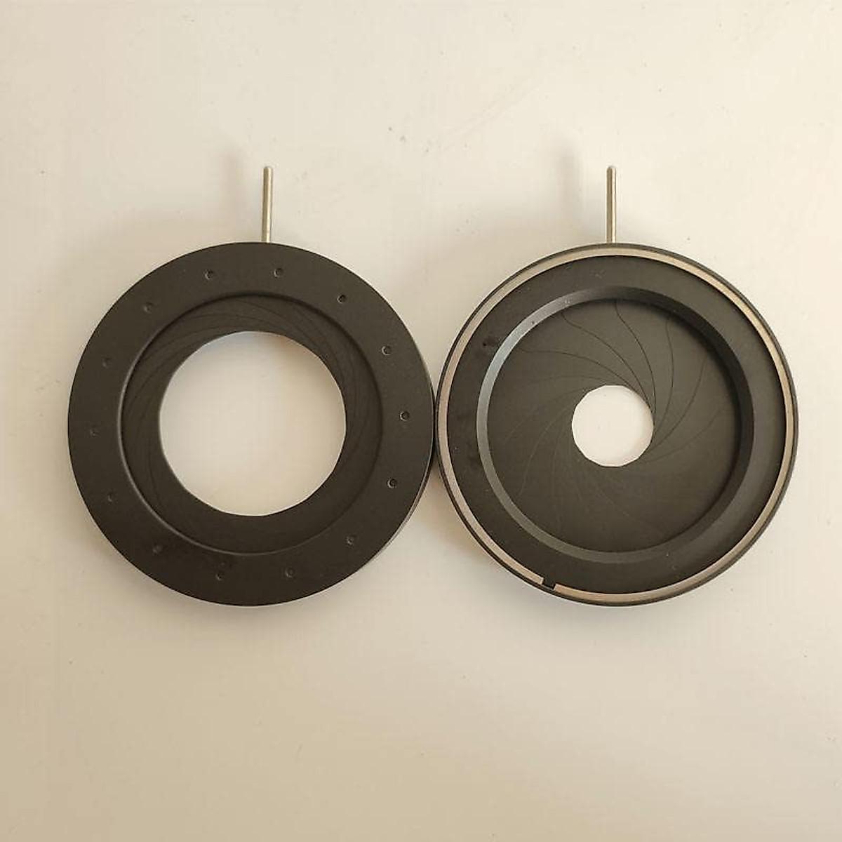 Handheld Digital Microscope Accessories 1 PCS Adjustable 3-52mm Mechanical Iris Diaphragm Aperture for Microscope Camera Adapter Monitor Condenser Microscope Accessories