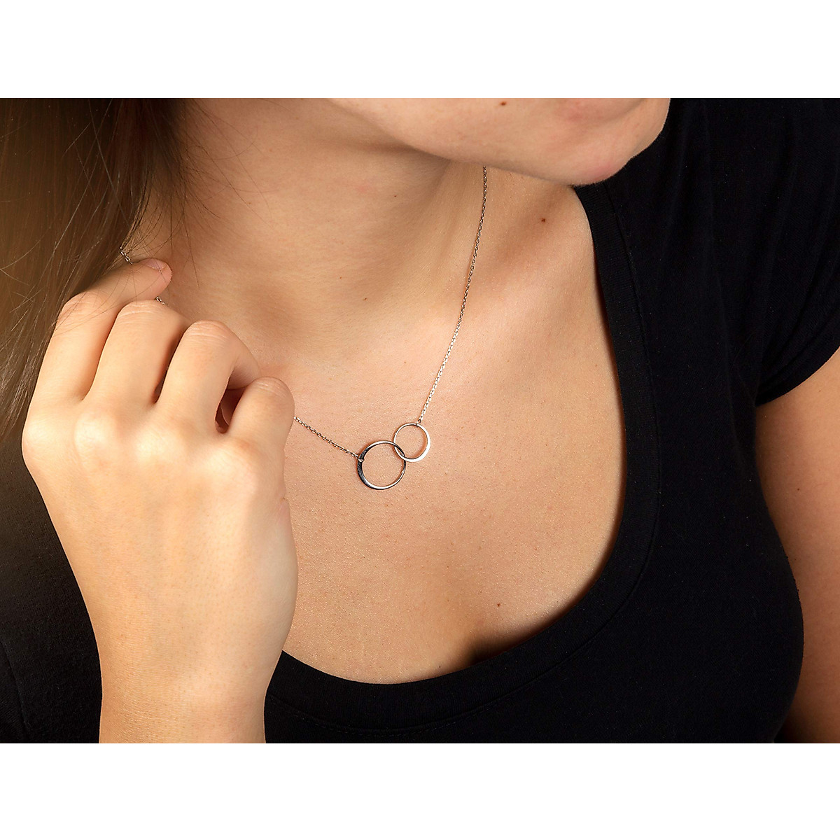 Suavell Mother Son Necklace. Sterling Silver Double Circle Necklace for Women. Mothers Day Gifts from Son. Mother Son Gifts for Mom and Sentimental Mom Birthday Gifts. Interlocking Circle Necklace