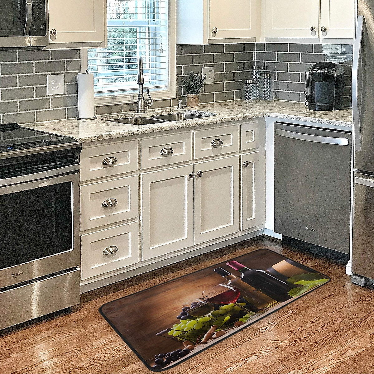 Glasses of Red and White Wine Kitchen Rugs Grapes Wooden Bath Rug Runner Comfort Mat Non-Slip Doormats Carpet for Bathroom Indoor 39" X 20"