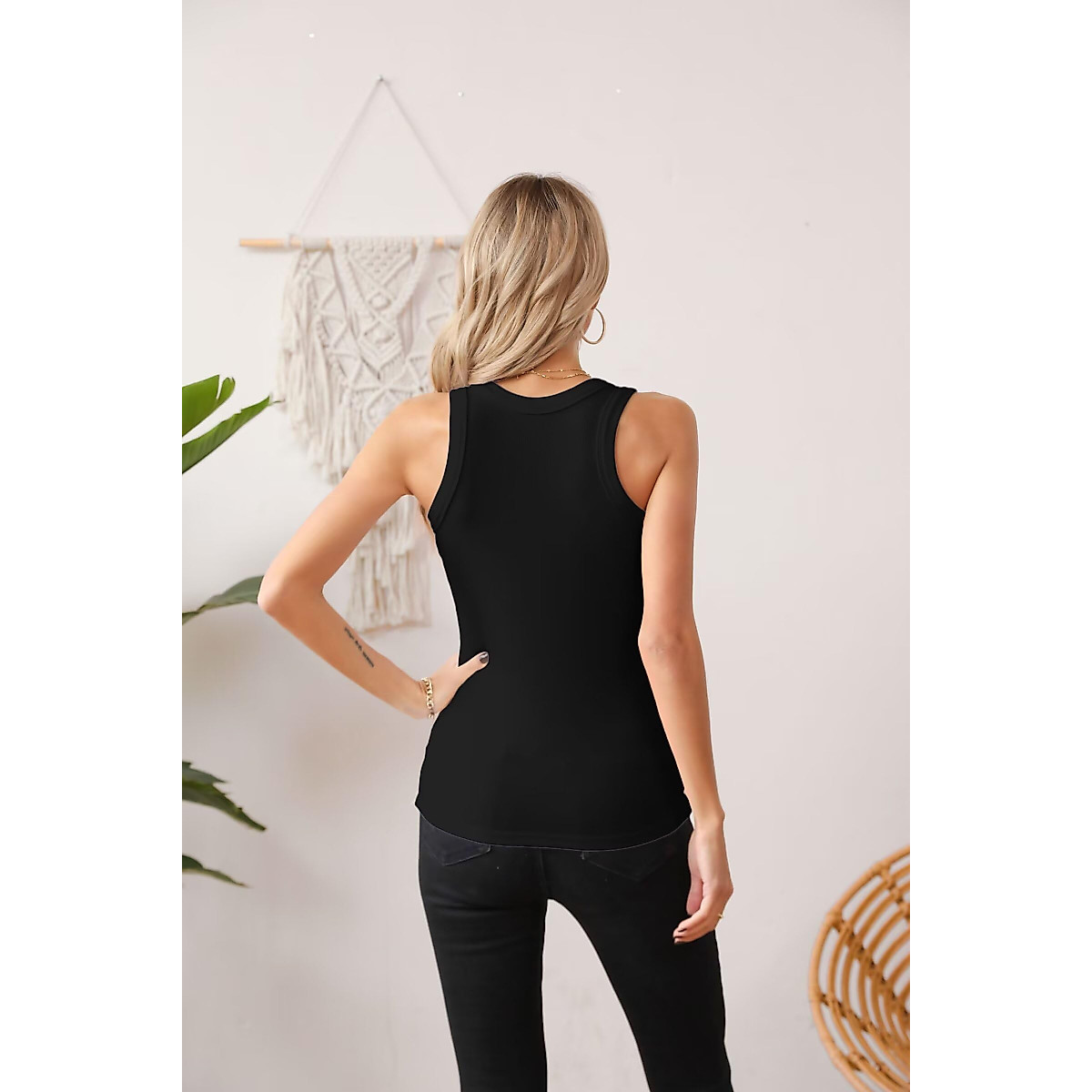 VICHYIE Summer Sleeveless Tank Tops Cami Basic Top for Women Shirt Ribbed Racerback Blouses Black M