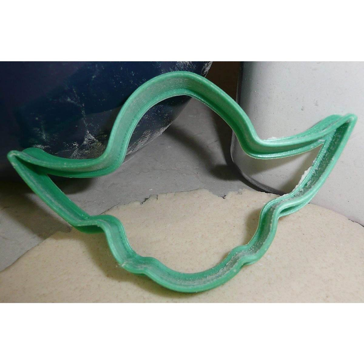 YODA OUTLINE HEAD FACE JEDI MASTER STAR WARS MOVIE CHARACTER LIGHTSABER SPECIAL OCCASION COOKIE CUTTER BAKING TOOL USA PR2045