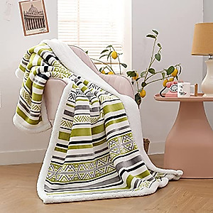 SOCHOW Sherpa Fleece Throw Blanket, Fuzzy Warm Super Soft Reversible Stripe Geometric Pattern Plush Blanket for Bed, Sofa and Couch, 50 x 60 inches, Avocado Green