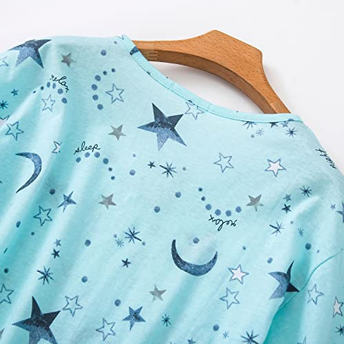 Women Short Sleeve Pajama Set Tops with Capri Pants Cartoon Print Sleep Shirt Two Piece Sleepwear Pj Set Green Star 2XL