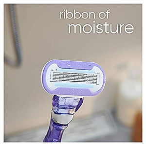 Gillette Venus Deluxe Smooth Swirl Razor Blades Women, Pack of 3 Razor Blade Refills, Lubrastrip with A Touch of Vitamin E