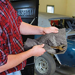 PIG Mat Pads | Lightweight Absorbent Mats | 14-Ounce Absorbency | Absorbs Oil, Water & More | 15" x 20" | 200 PIG Mats | MAT204