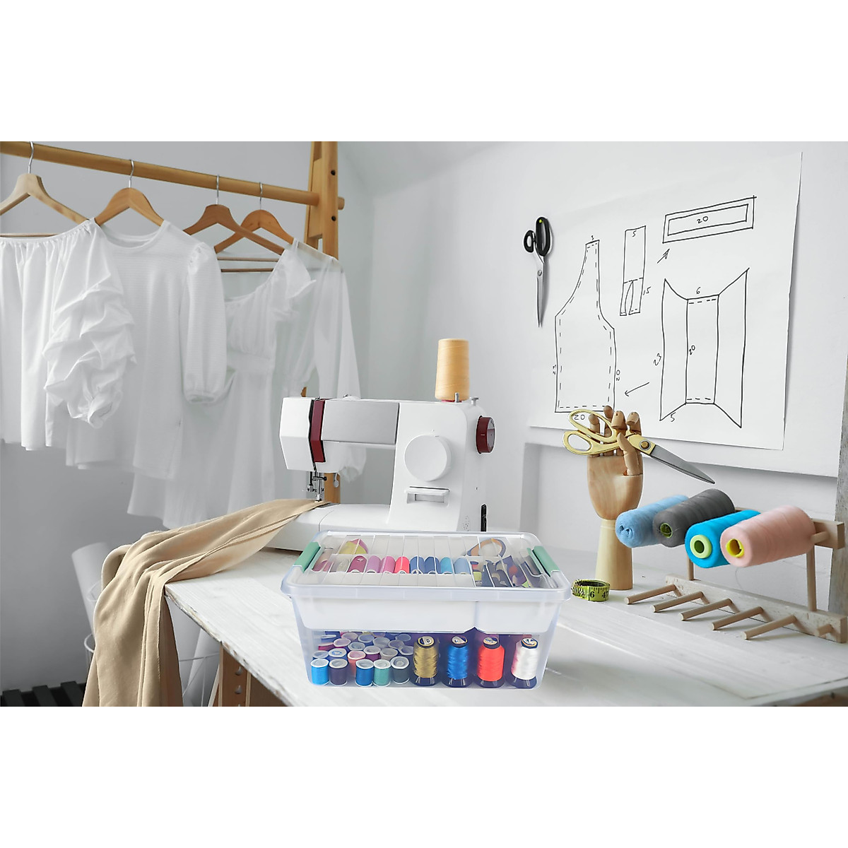 Baylee and Me Clear Plastic Storage Box with Removable Tray – Perfect for Organizing Arts and Craft Supplies, Sewing Notions, Small Toys, Bead, Art Supplies