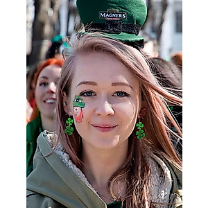 St Patricks Day Earrings for Women Irish Shamrock Dangle Earrings Fun Green Hat Beer Drop Earrings for Teen Girls Lightweight Irish Festival Earrings St Patricks Day Accessories(Acrylic)