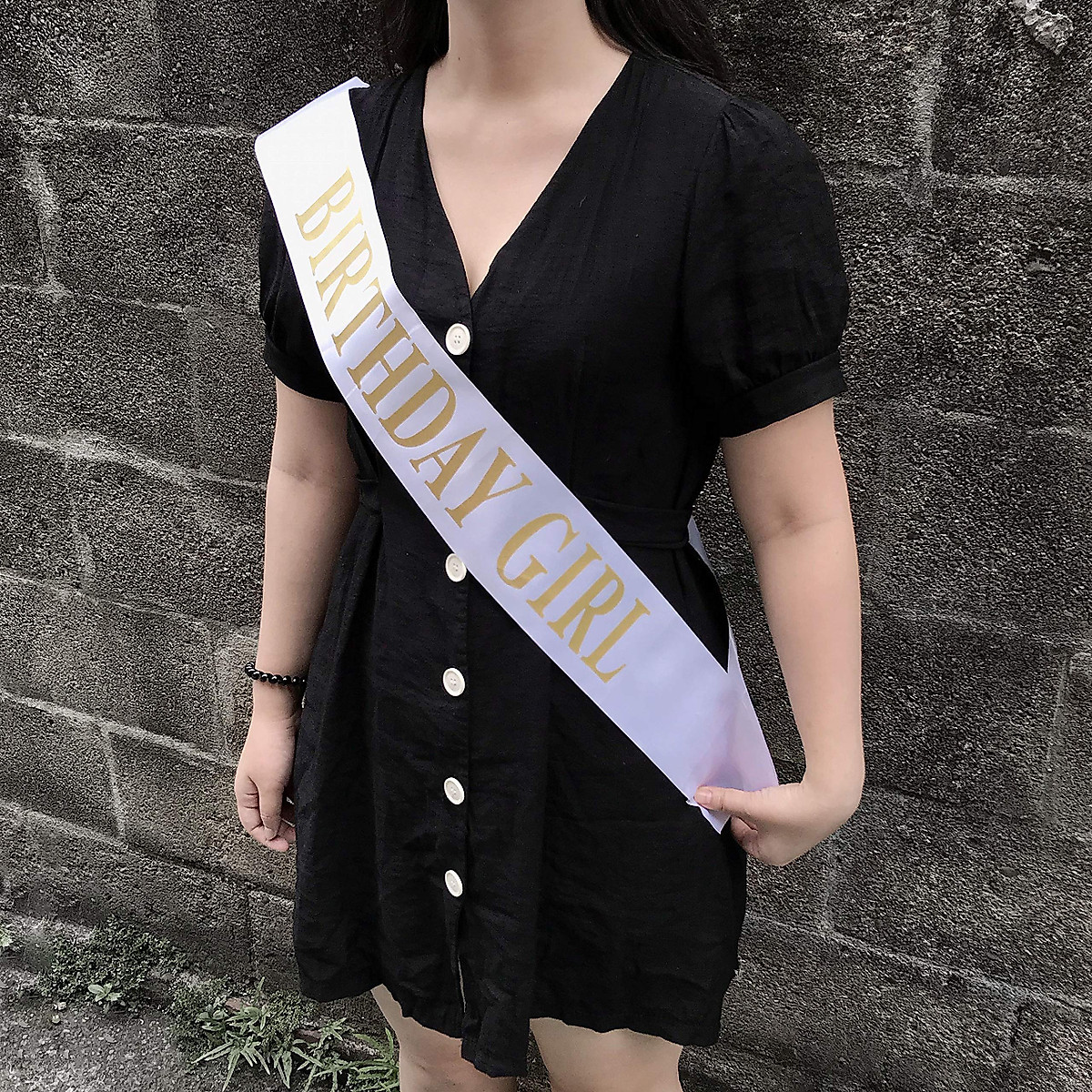 Dadam Birthday Sash for Girls White Satin Birthday Girl Sash with Gold Glitter Lettering Party Favors, Supplies and Decorations