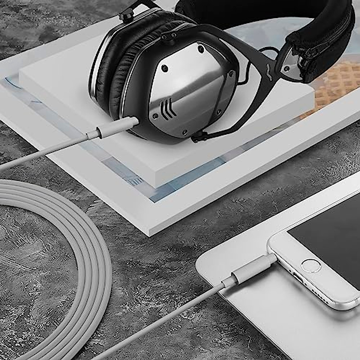 GEEKRIA Audio Cable with Mic Compatible with V-Moda Crossfade 3, LP, LP2, M-200, M-100, M-80, V-80 Cable, 3.5mm Aux Replacement Stereo Cord with Inline Microphone (4 ft / 1.2 m)