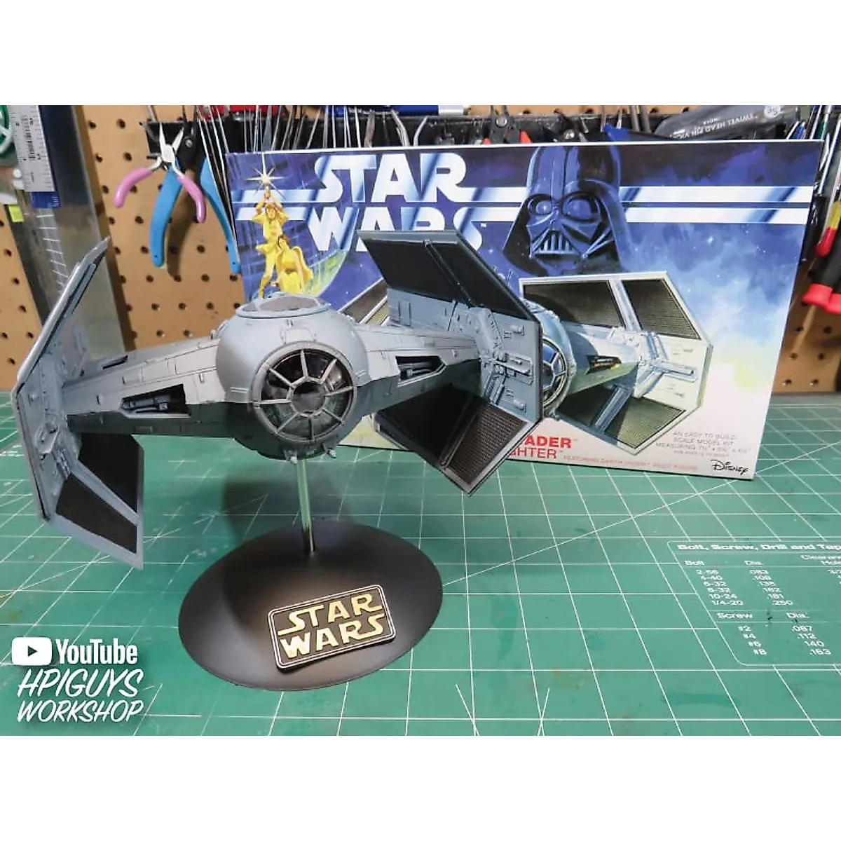 MPC Star Wars: A New Hope Darth Vader Tie Fighter 1:32 Scale Model Kit