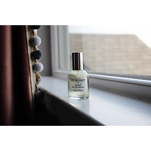 Herb & Root Santal Perfume for Men or Women | Raw Indian Sandalwood with hints of Leather and Balsam | Woody Unisex Scent Perfume Spray | Vegan and Paraben Free | Made in the USA