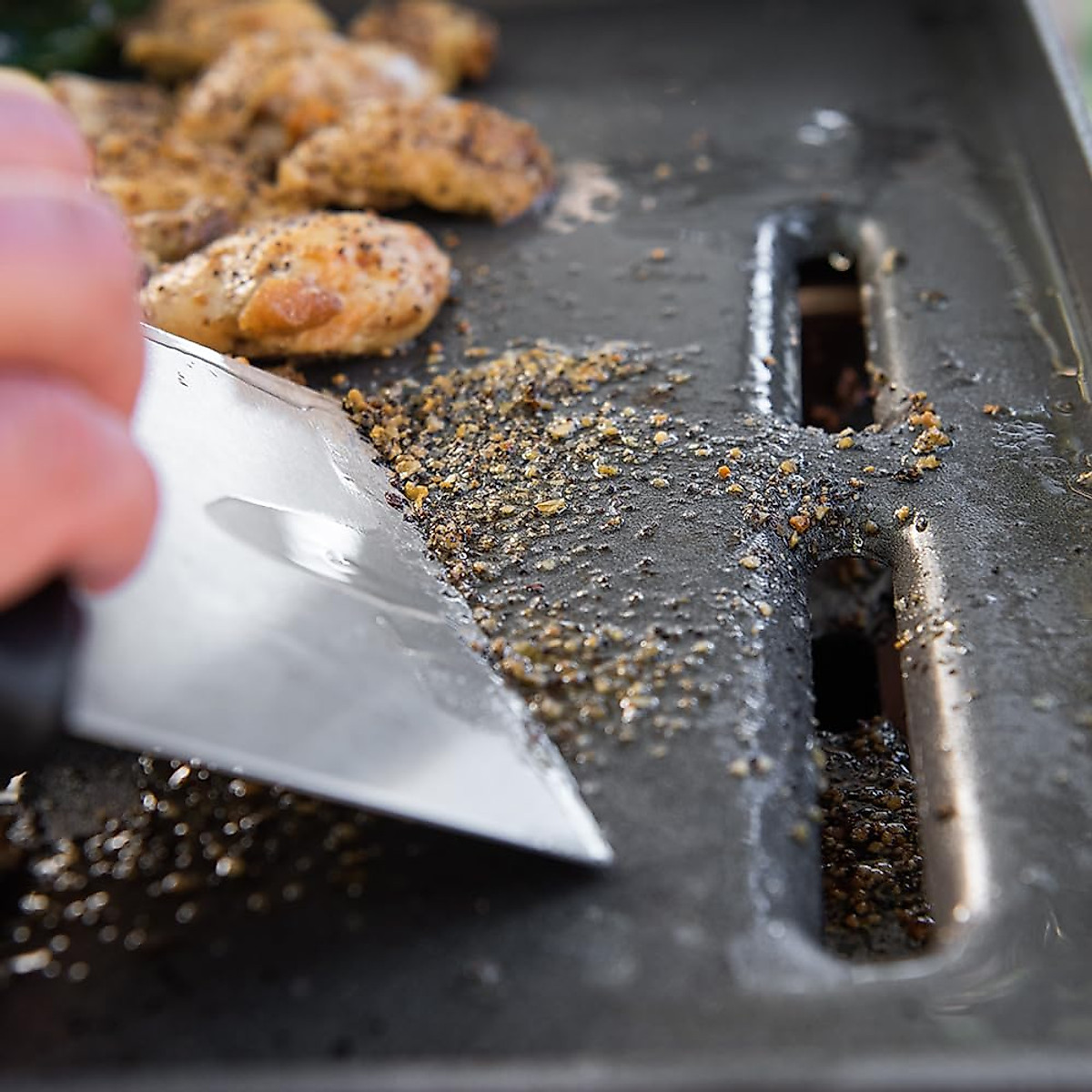 Nexgrill Daytona 3-Burner Propane Gas Griddle with Side Tables, 45000 BTUs Flat Top Grill, 630 SQ. in. Hot Rolled Steel Cooking Space, Outdoor Cooking Barbeque, Black - 720-1057B