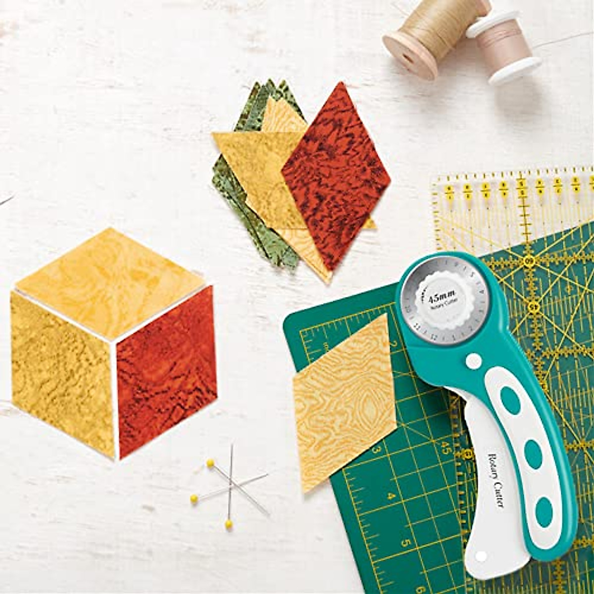 45mm Rotary Cutter with 5pcs Extra Blades, Ergonomic Handle Rolling Cutter with Safety Lock for Fabric, Leather, Crafting, Sewing, Quilting, Fabric Rotary Cutter Perfect for Left & Right Hand (Green)