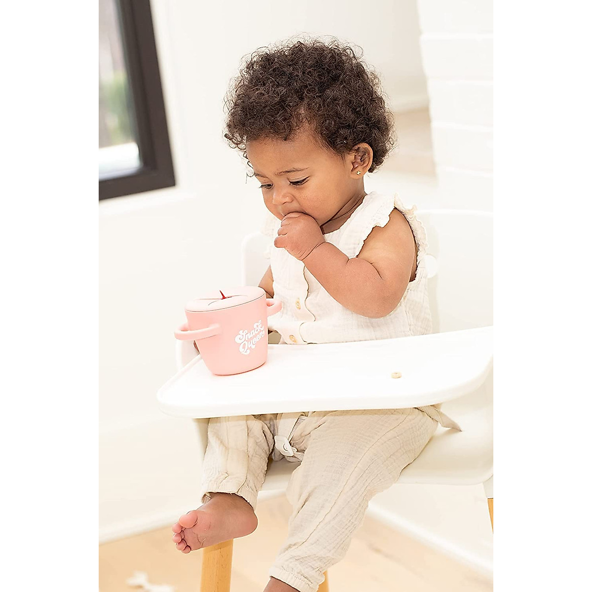 BELLA TUNNO Happy Snacker – Spill Proof Snack Cups for Toddlers and Babies, Snack Containers Made from Silicone BPA Free, Soft Opening & Removable Lid (Snack Queen)