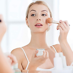 16 Pieces 60 ml/ 2 oz Round Clear Leak Proof Plastic Container Jars with Lids Plastic Jars Empty Storage Containers Refillable Storage Favor Jars for Travel Cosmetic Lotion Creams (Gold)