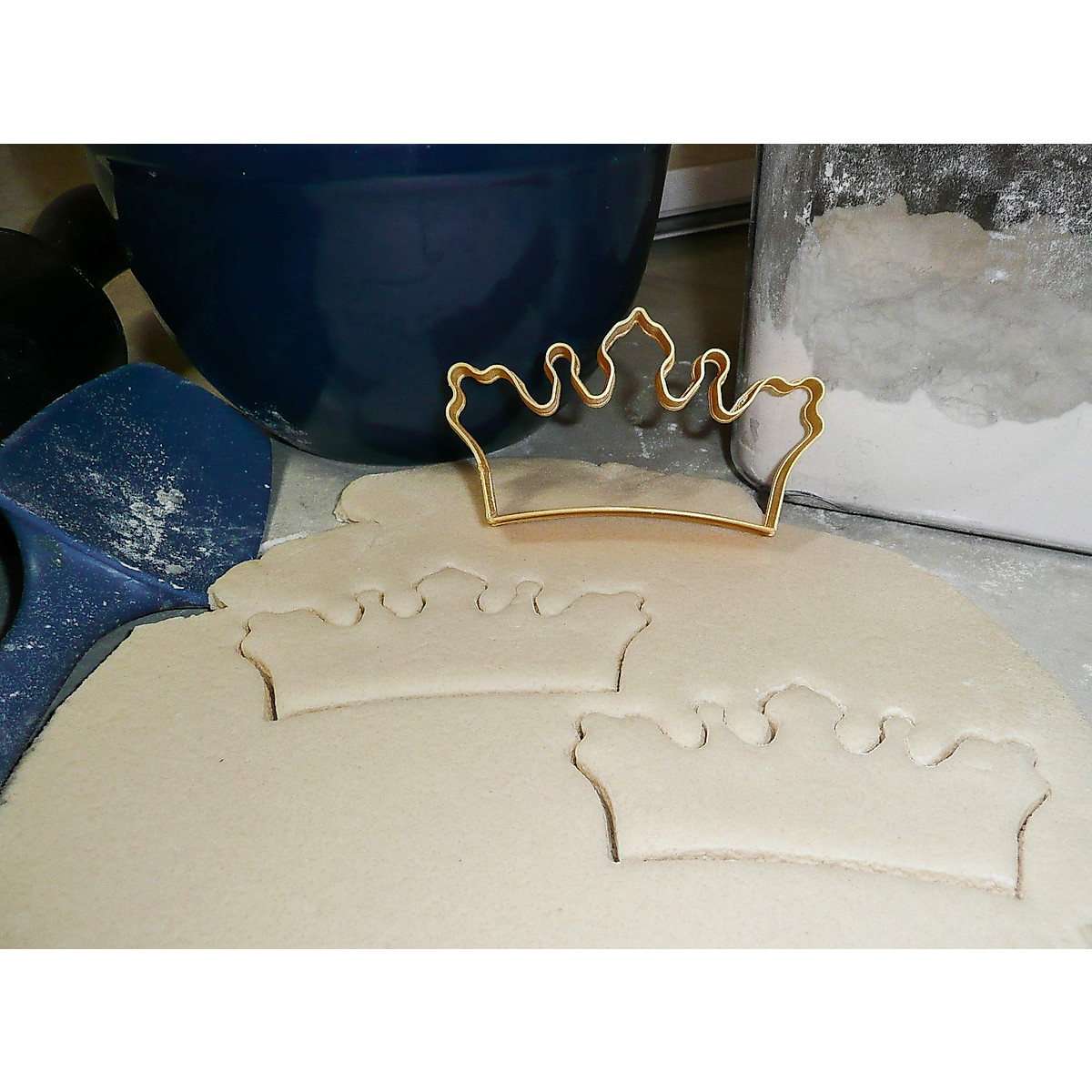 QUEEN ELIZABETH THEMED ENGLAND UK TEA PARTY CROWN CORGI SET OF 4 COOKIE CUTTERS MADE IN USA PR1058