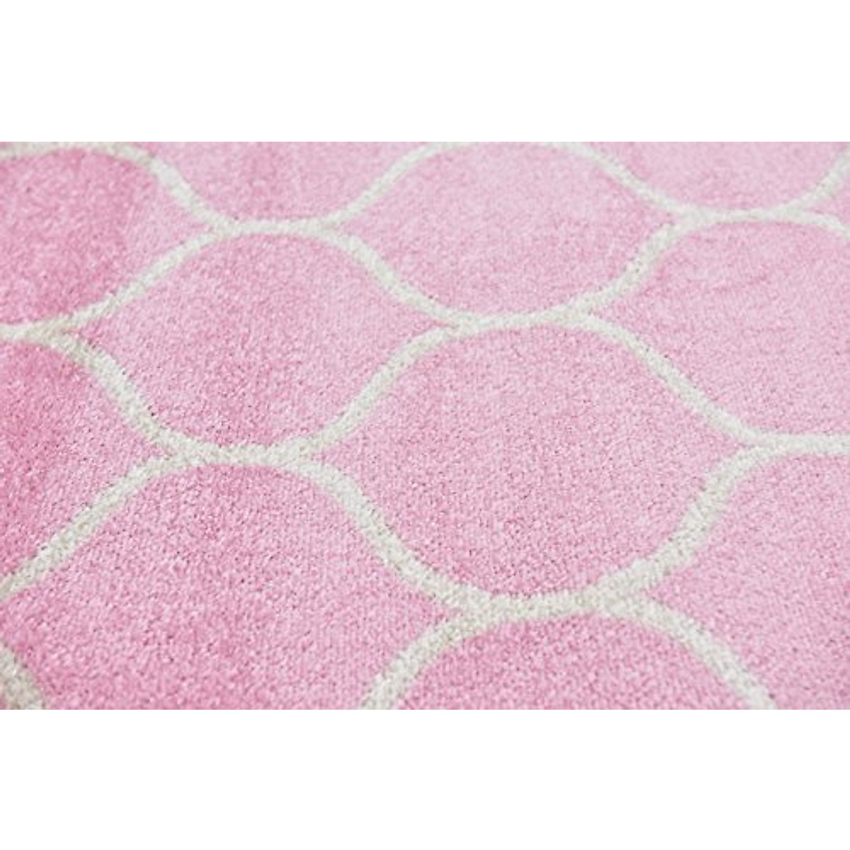 Unique Loom Trellis Frieze Collection Area Rug - Rounded (4' 1" x 6' 1", Light Pink/ Ivory)