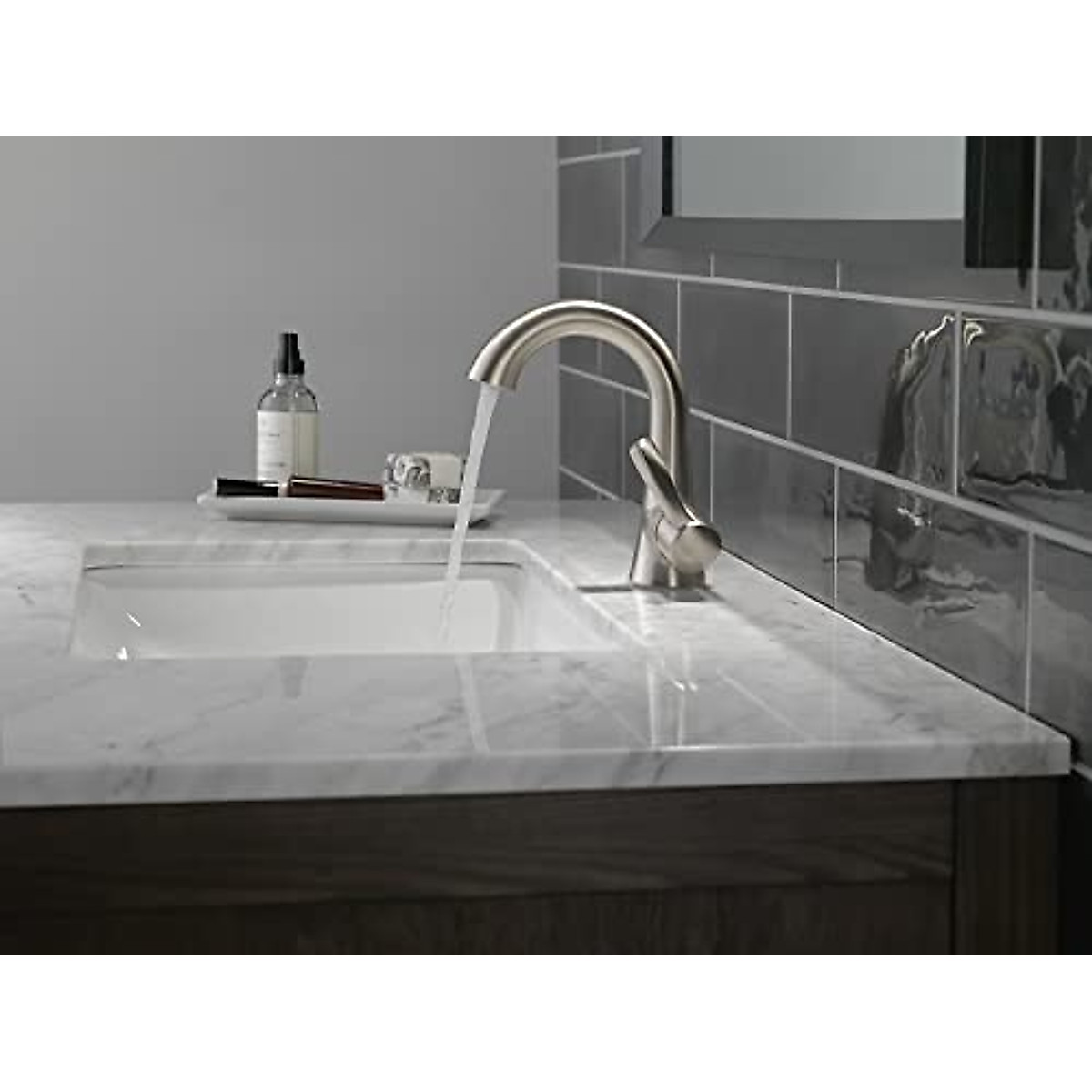 Delta Faucet Esato Single Hole Bathroom Faucet Brushed Nickel, Single Handle Bathroom Faucet, Bathroom Sink Faucet, Drain Assembly Included, SpotShield Brushed Nickel 15897LF-SP